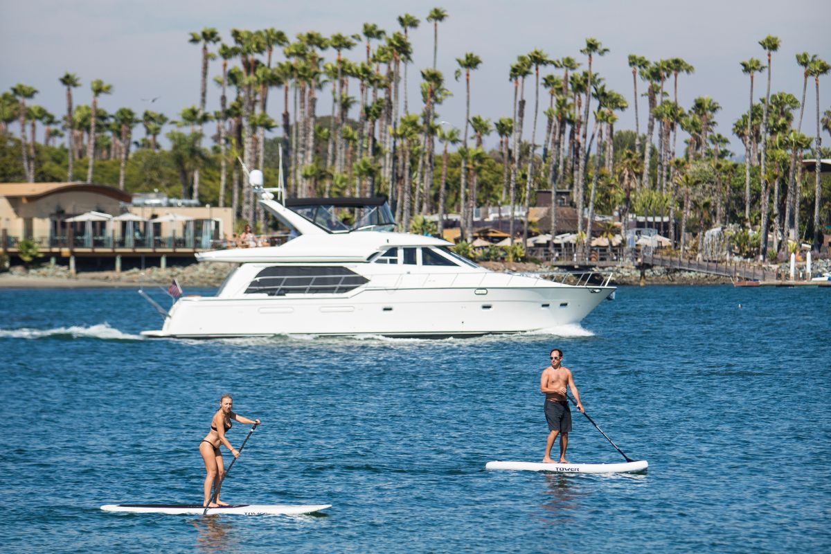 Non Inflatable Paddle Boards vs iSUP's – Tower Paddle Boards